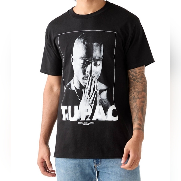 Philcos | Shirts | Tupac Shakur Praying Hands Nwt | Poshmark